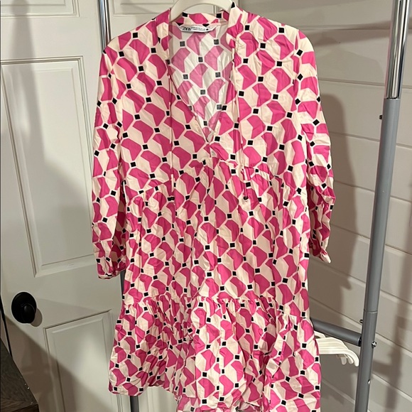 Zara | Dresses | Zara Pink And White Patterned Dress | Poshmark